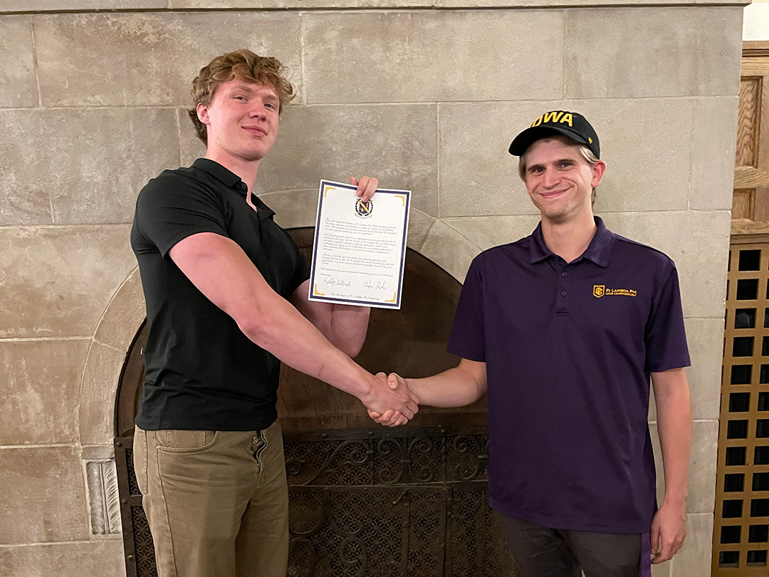 “If you build it, they will join.” The refounding of the University of ...